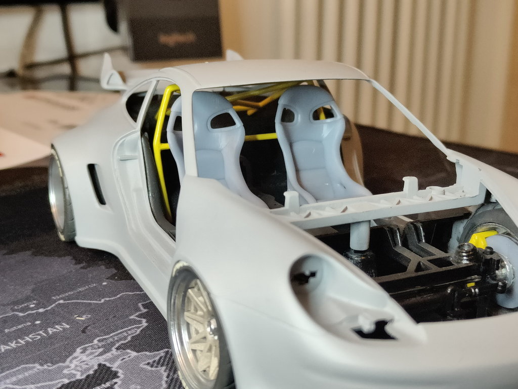 Porsche 996 RWB Flying Lizard - Pagina 7 - Forum Modellismo.net