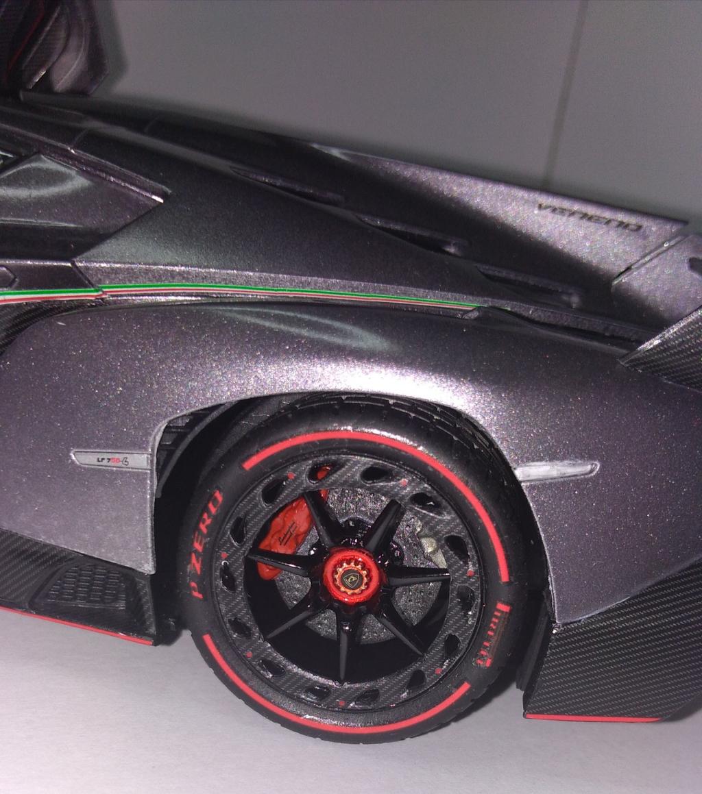 Lamborghini Veneno 1/24 Fujimi - Forum Modellismo.net