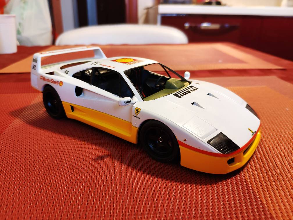 Ferrari F40 Competizione Monte Shell - Pagina 2 - Forum Modellismo.net