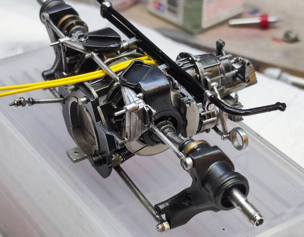 Tyrrell P34/2 Model Factory Hiro 1/12 - Pagina 7 - Forum Modellismo.net